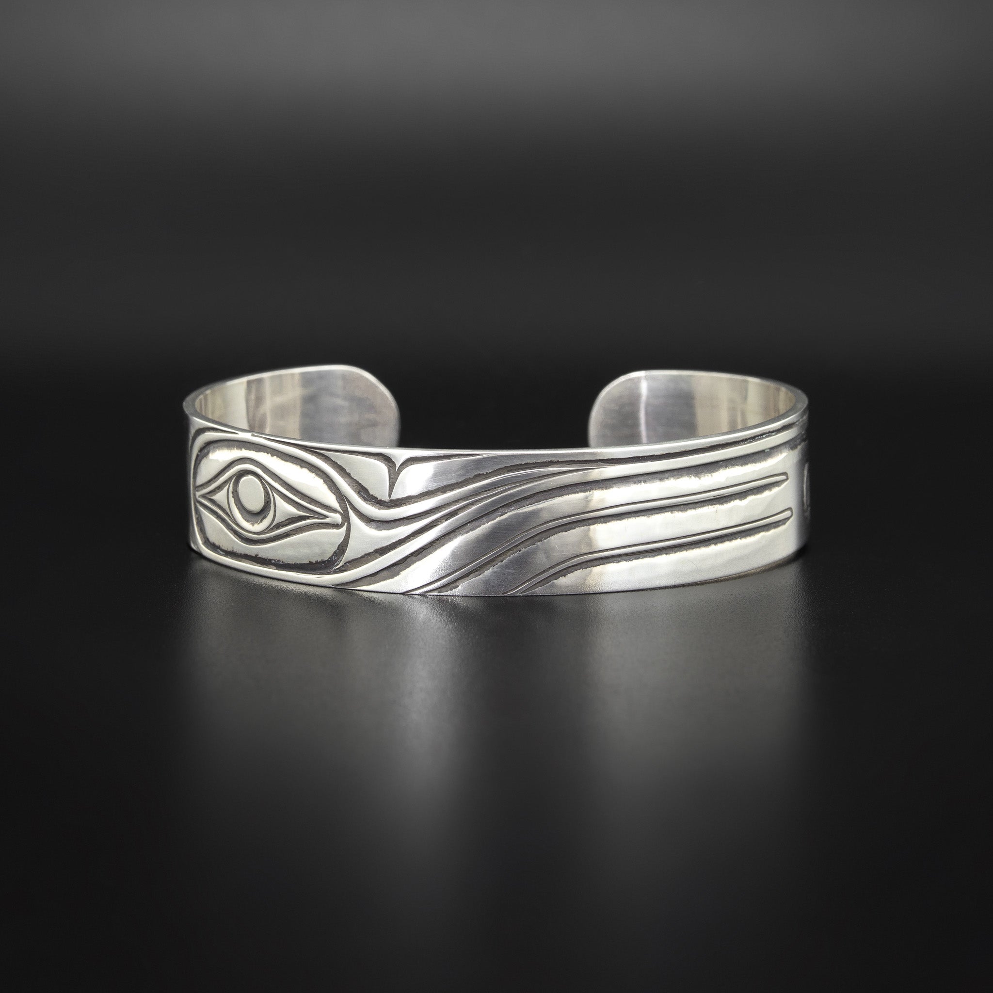 Humpback Up Close - Silver Bracelet – Lattimer Gallery