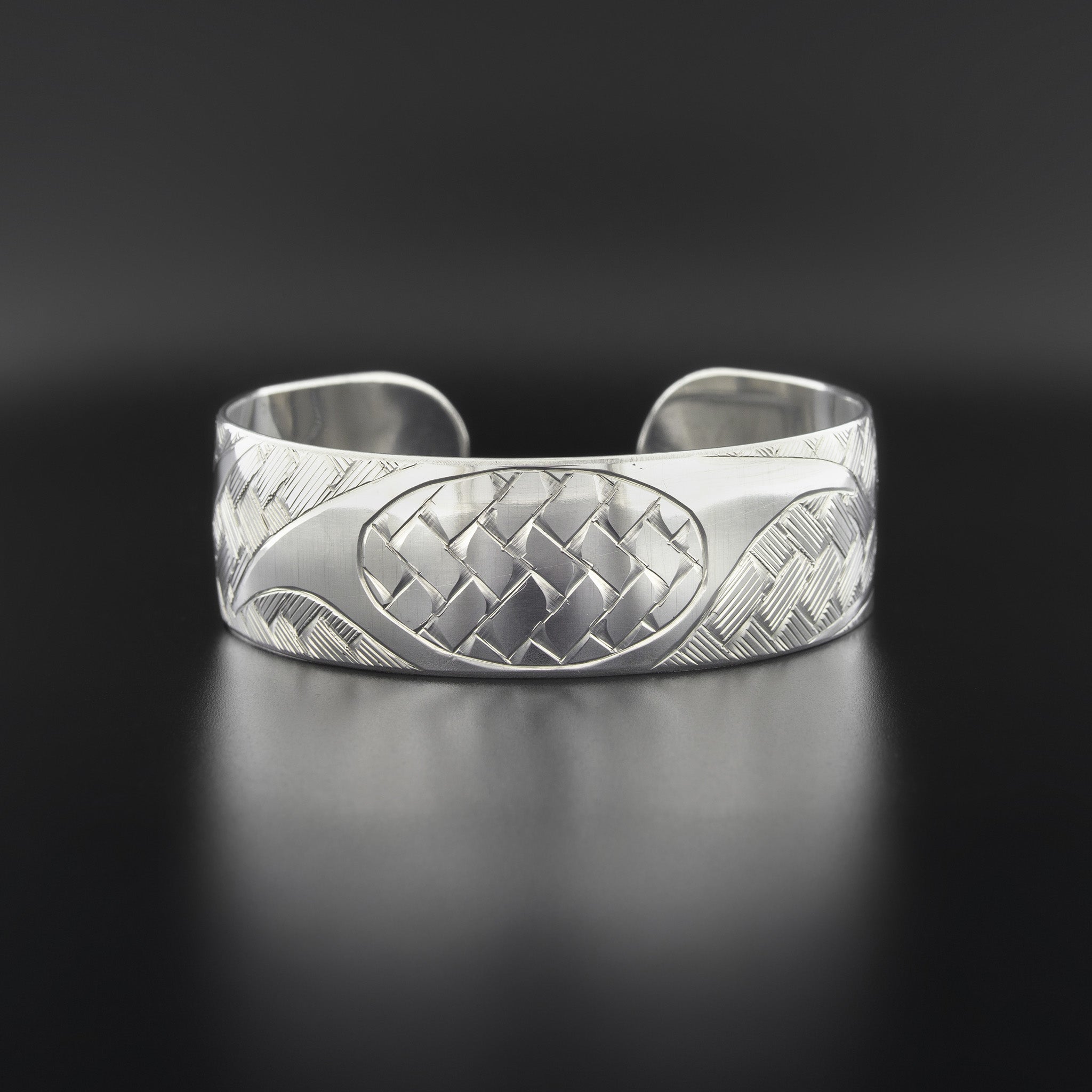 Red-Tailed Hawk - Silver Bracelet – Lattimer Gallery