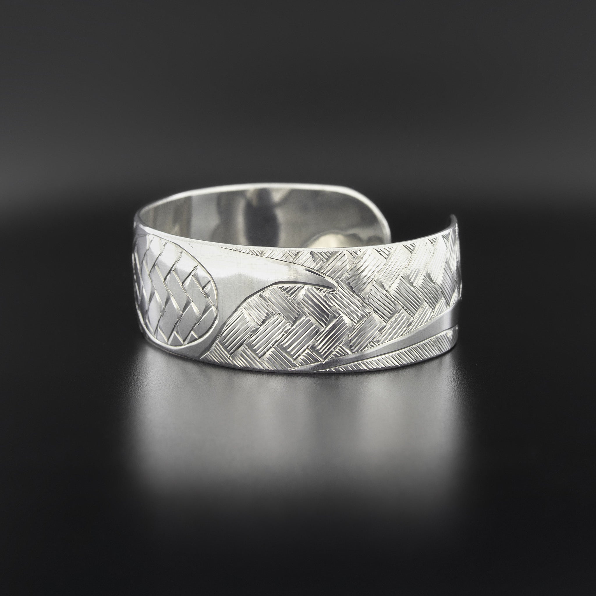 Red-Tailed Hawk - Silver Bracelet – Lattimer Gallery